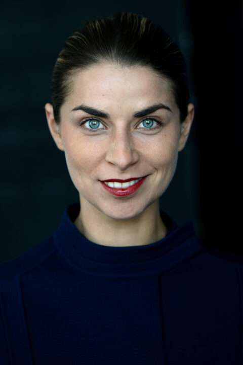 Jaëla Probst | CRISS CROSS AGENCY