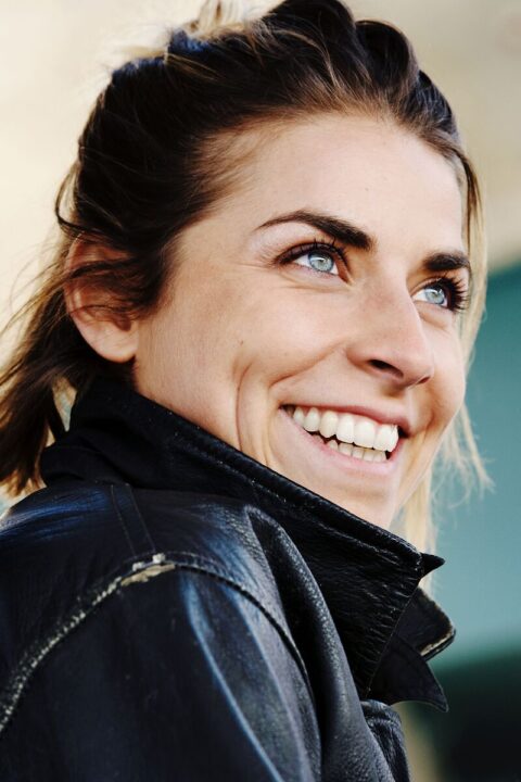 Jaëla Probst | CRISS CROSS AGENCY